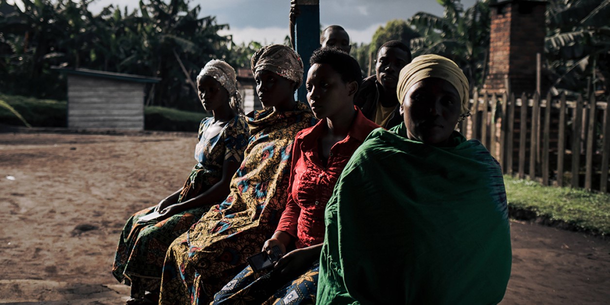 Halte à la violence et à la misogynie politiques en RDC ! | Réseau ...