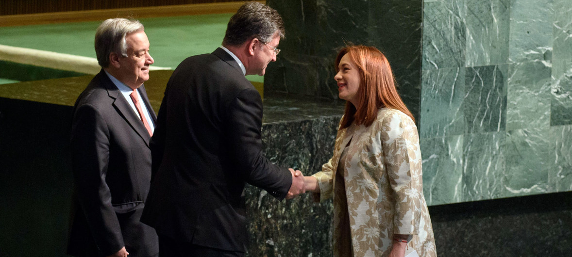 Ecuadorian politician and poet becomes fourth woman to preside over UN ...