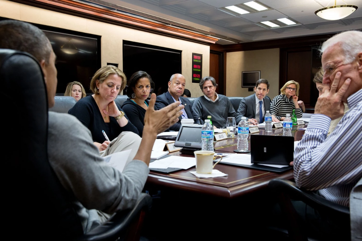 Women at the White House use a simple trick to get heard ...