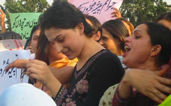 Voting Can Make a Difference for the Women of KPK, Pakistan ...